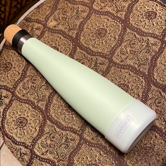 koodee | Dining | Sage Green Insulated Wine Bottle Nwot | Poshmark